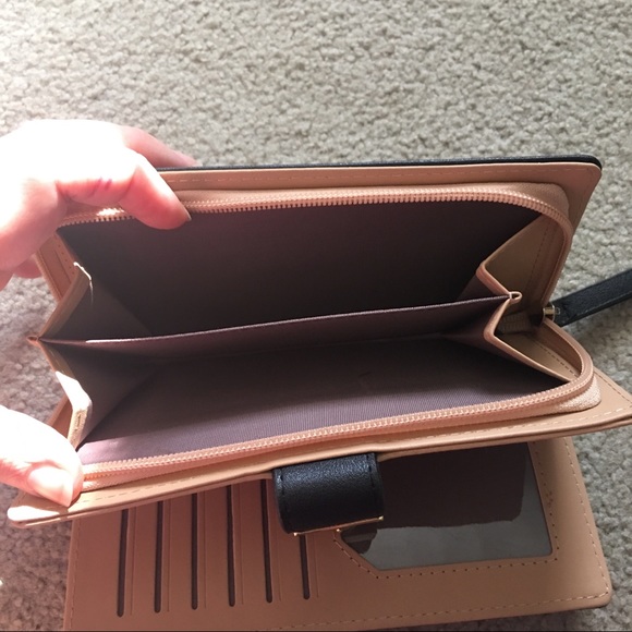 Bags | Wallet | Poshmark